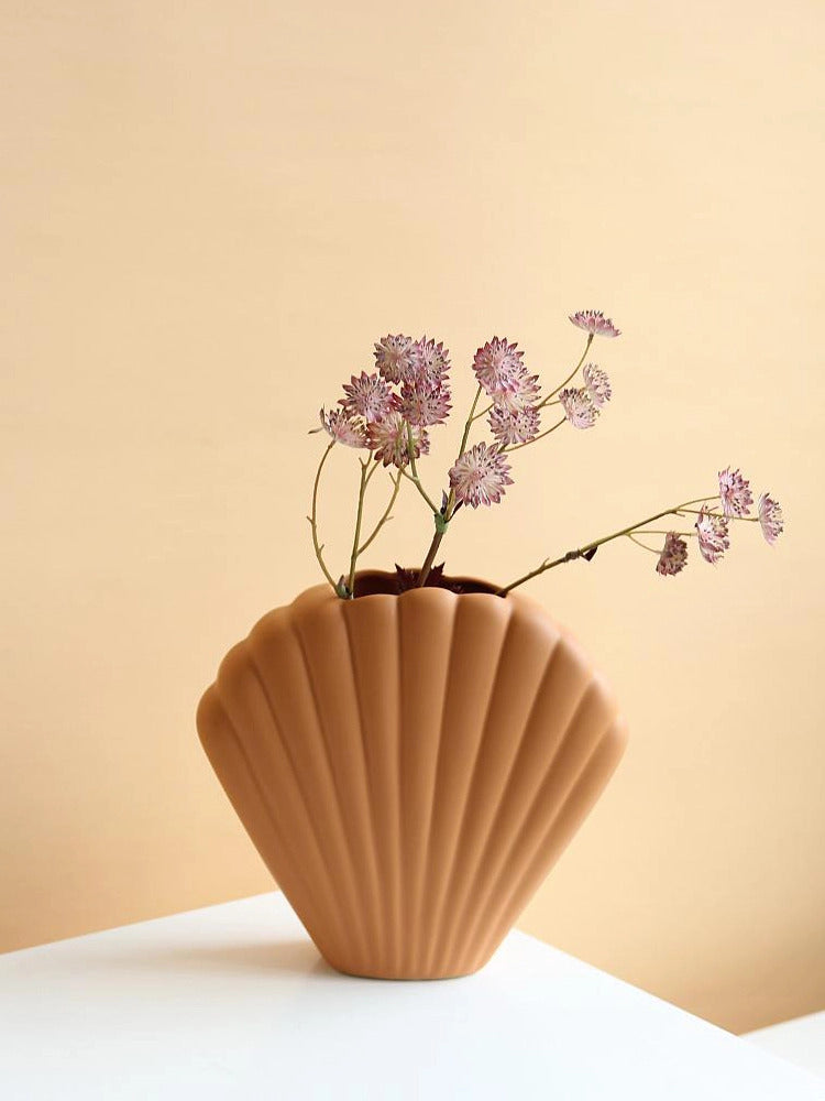 Large Textured Ceramic Shell Vase – Olive & Bamboo